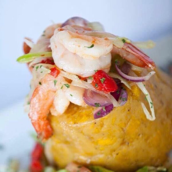 Mofongo Relleno de Camarones - Entregao